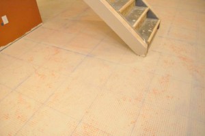 How to Mark Guidelines for Installing Tile