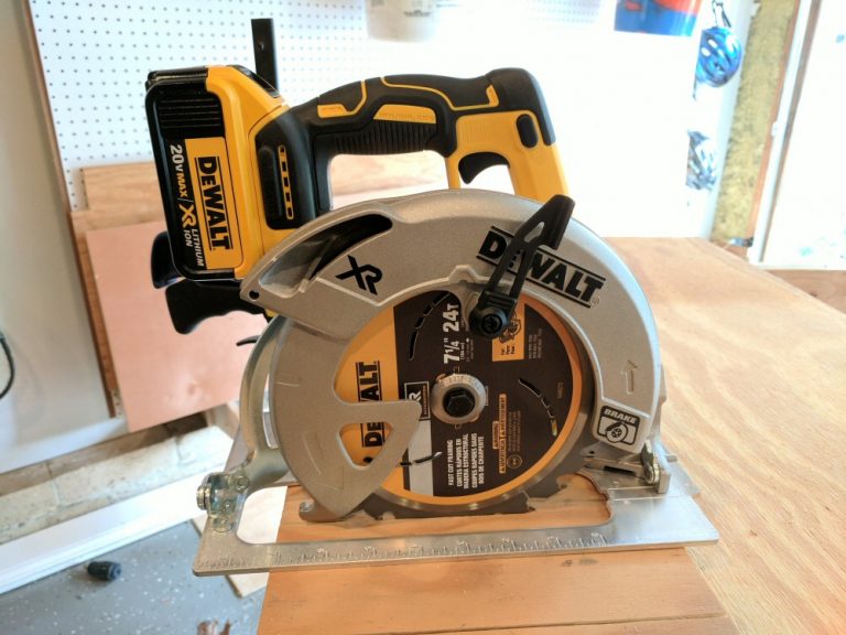 DeWALT 20v Li-Ion Brushless 7-1/4" Circular Saw w/ Brake Review (Model ...